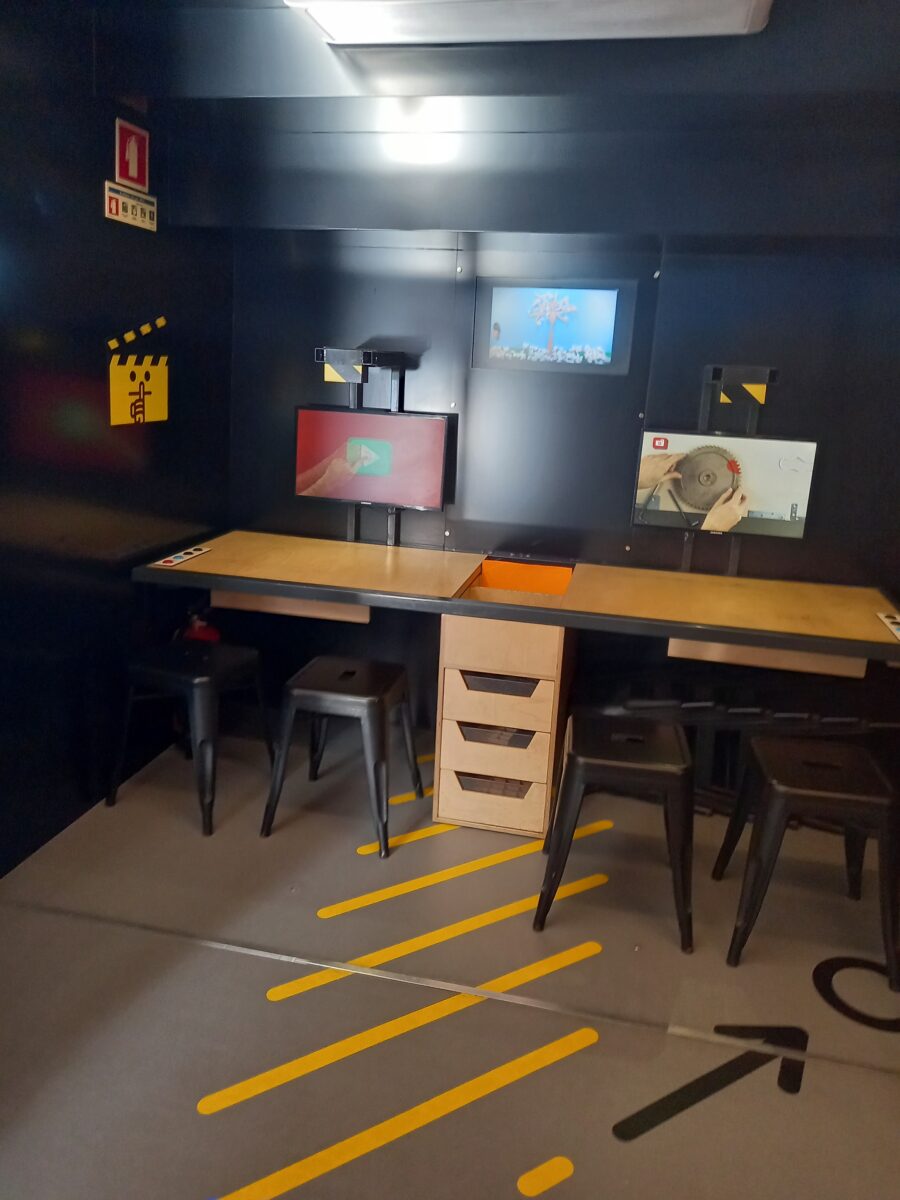 Creactivity BUS - AEJSR Idanha-a-Nova